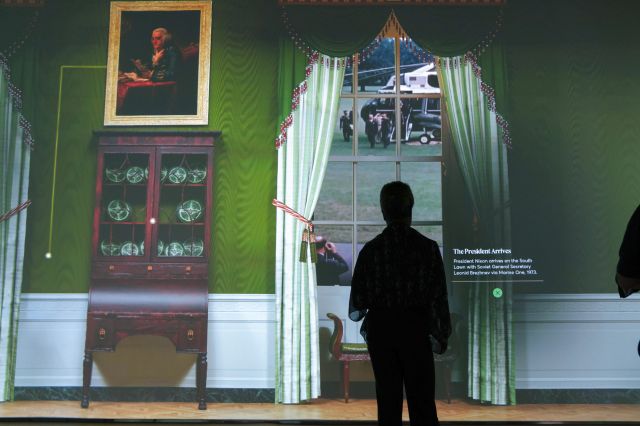 Replica Oval Office to Open for Visitors Next Week - Newsweek