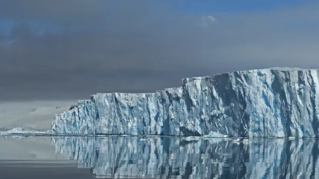 Antarctic ‘Doomsday Glacier’ Heading for Collapse - Newsweek
