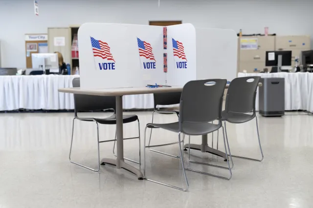 Map Shows When Early Voting Starts in Each State - Newsweek