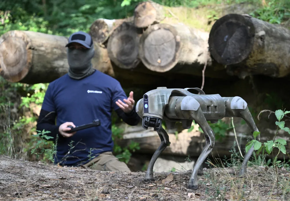 Video Shows Ukraine’s New Drone-Dropped Robot Dog in Action - Newsweek
