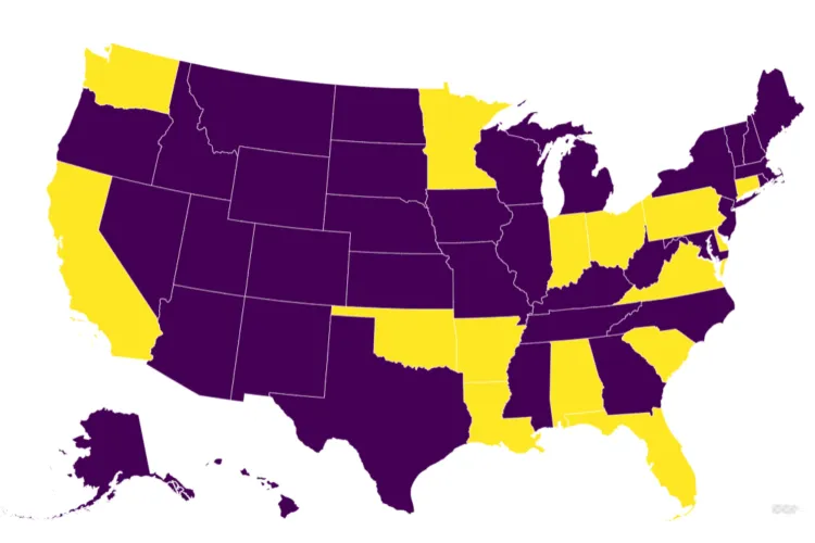 Map Shows Which States Have School Cellphone Bans - Newsweek