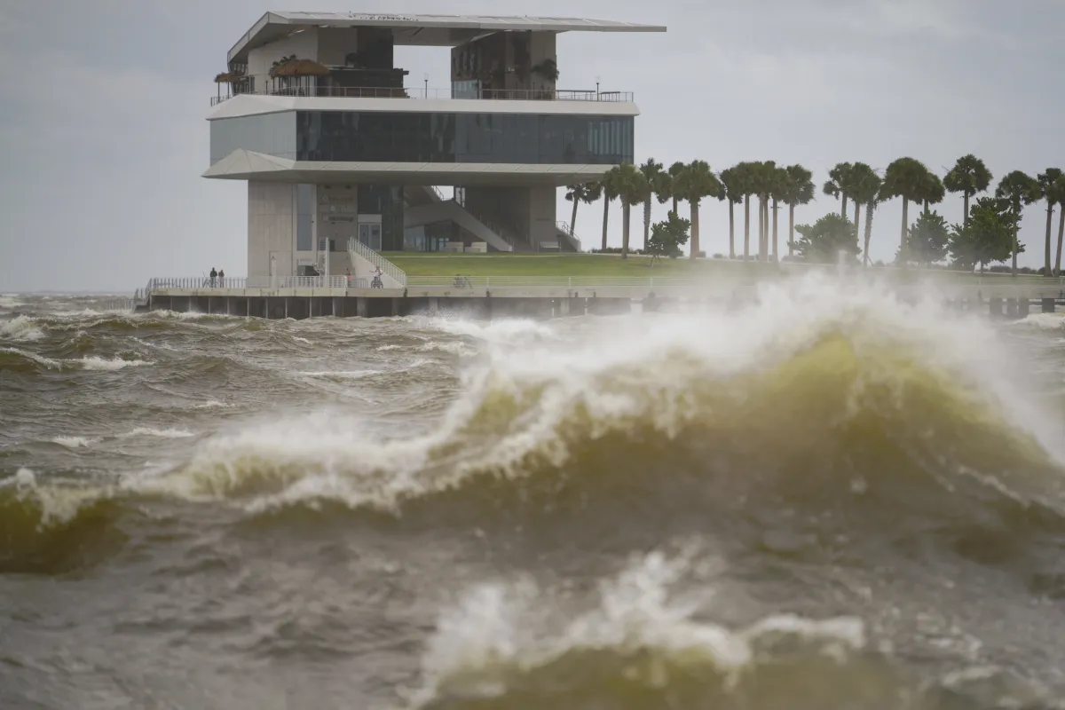 Helene Hurricane Update: Videos Show Devastating Storm Surge Engulf ...