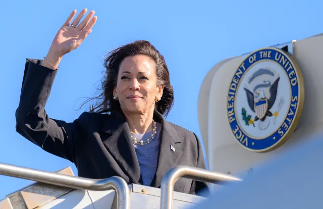 Full List of Republicans Endorsing Kamala Harris as Trump Dealt Four ...