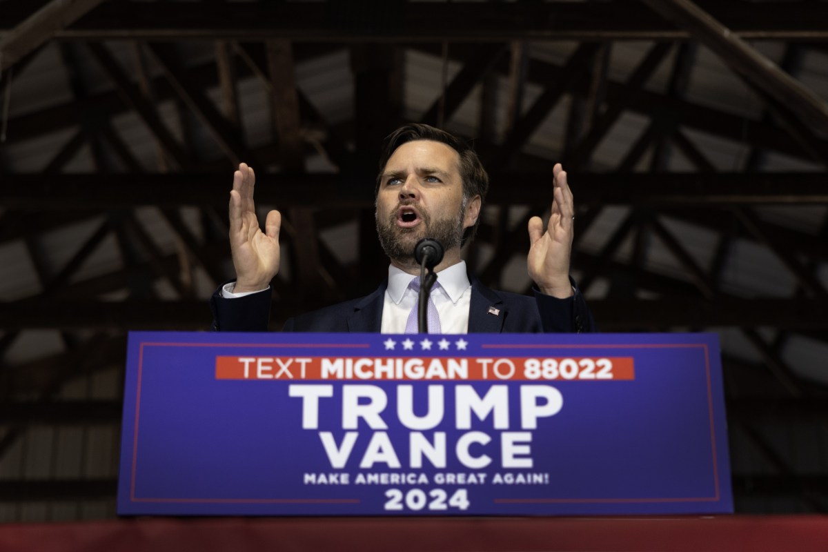 Trump Adviser’s Warning For Vance Ahead of TV Debate With Walz - Newsweek