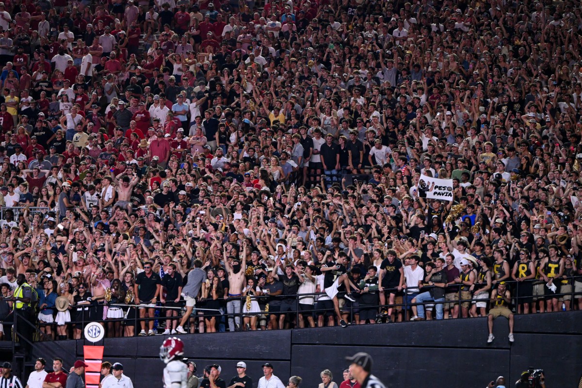 Nashville Coach Took Part in Epic Vanderbilt Football Celebration ...