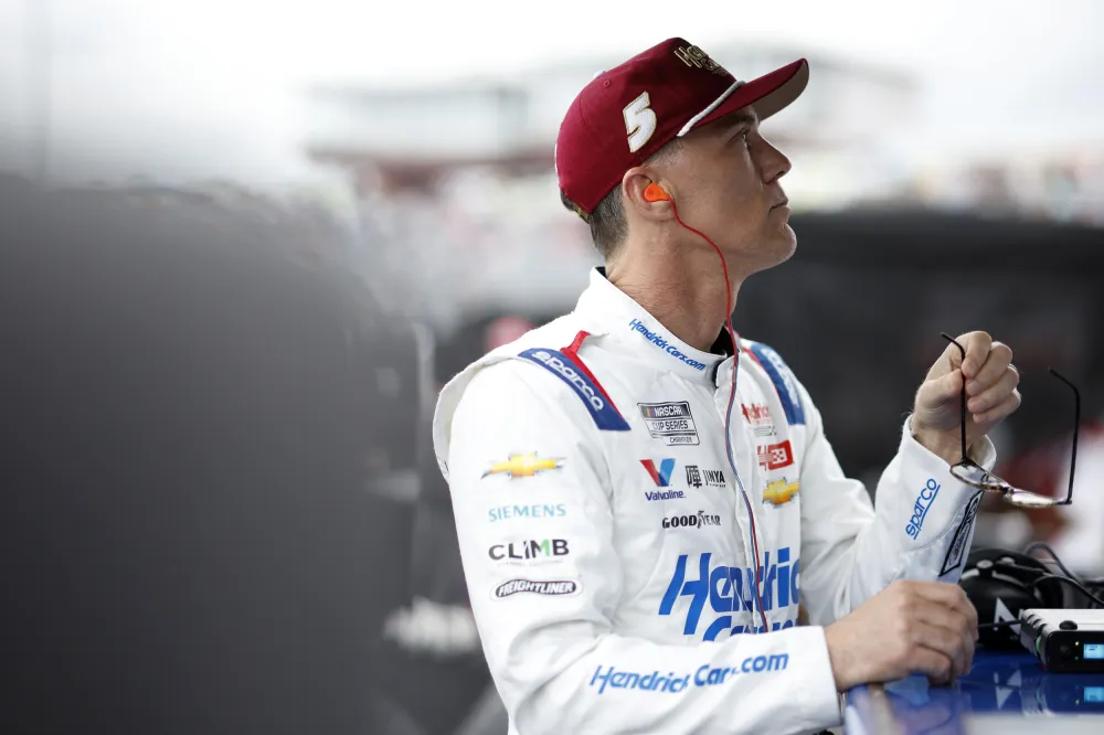 Kevin Harvick Slams NASCAR After Chaotic Talladega 'Sh**show' - Newsweek