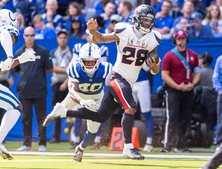 Texans News: Joe Mixon Given Massive Injury Update Ahead of Week 6 - Newsweek