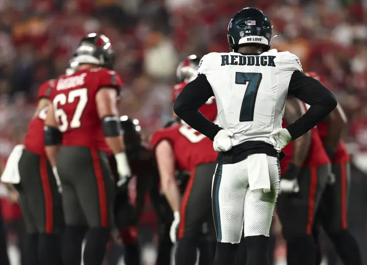 Jets' Haason Reddick Could Surprisingly End Long Holdout ... - Newsweek