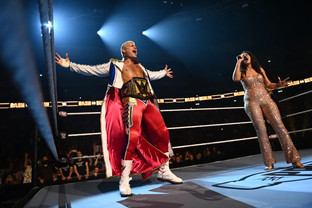 WWE Superstars React To Surprising Samantha Irvin Departure - Newsweek