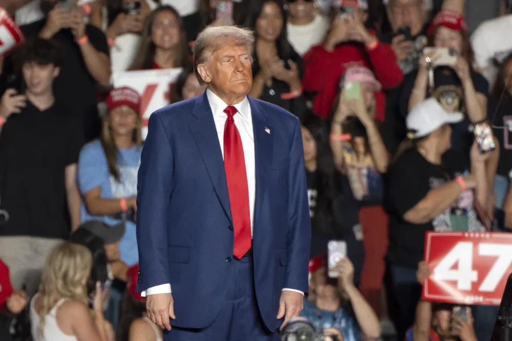 Donald Trump Ripped for Saying America Is a ‘Garbage Can’ - Newsweek