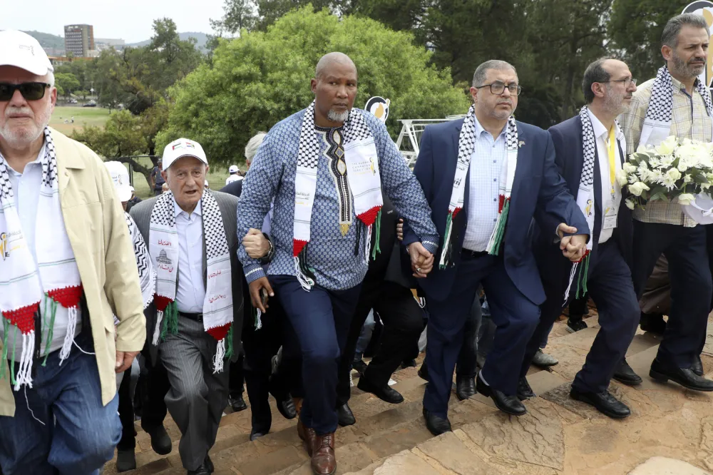 Nelson Mandela’s Grandson Denied Entry Into UK Over Support for Hamas ...