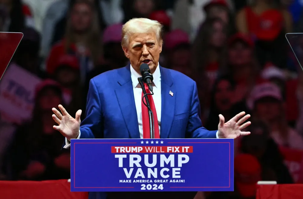 Donald Trump Responds to Puerto Rico Remarks at New York Rally - Newsweek