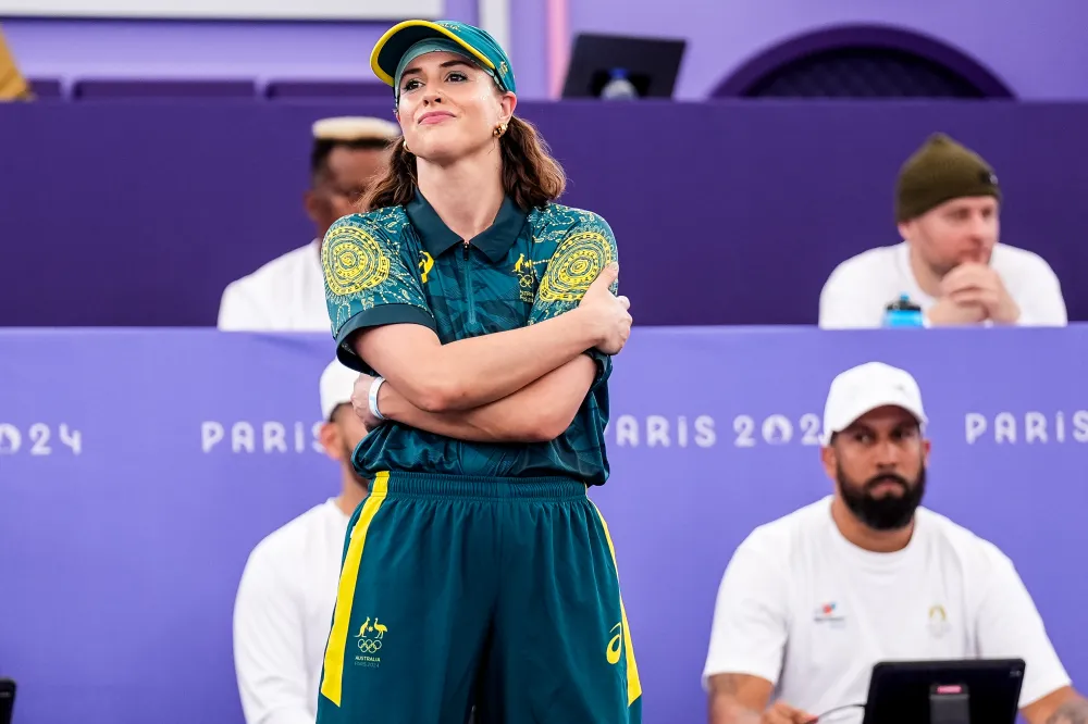 Woman’s Olympic-Inspired Costume of Breakdancer Raygun ‘Wins Halloween ...