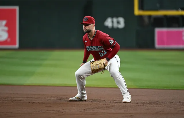 MLB Releases Full List Of 2024 MLB Gold Glove Award Winners For ...