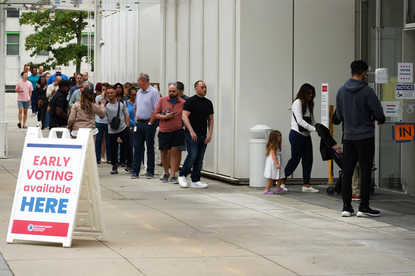 Georgia Poll Worker Arrested for Threatening To Bomb Election Officials ...
