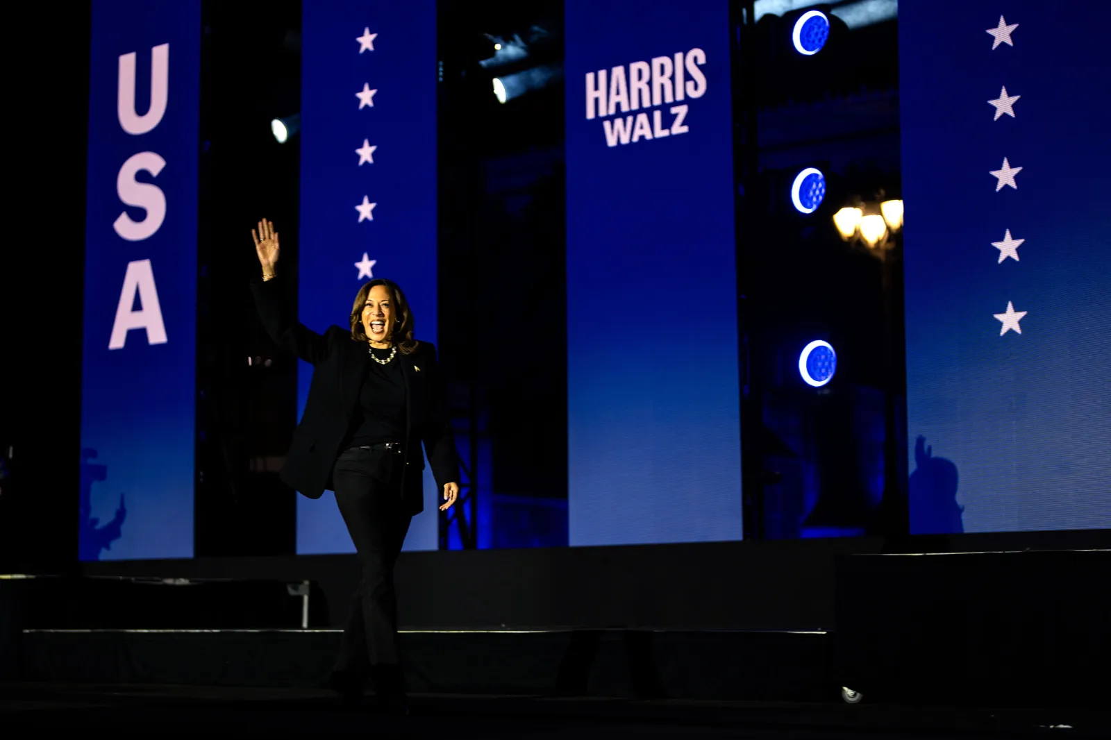 Kamala Harris' Final Rally in Pennsylvania: 5 Highlights - Newsweek