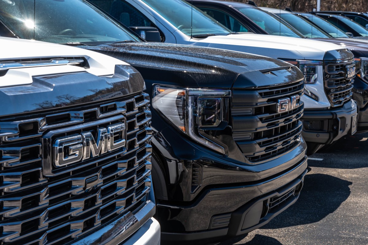 General Motors Cuts 1,000 Jobs Amid $2 Billion Cost Savings - Newsweek