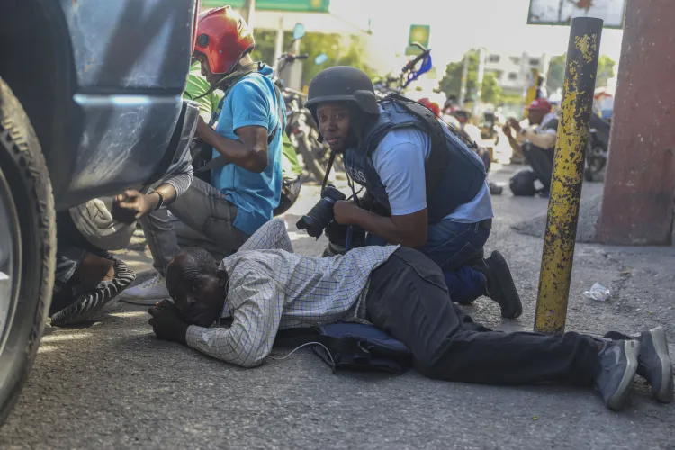 Gang Members Killed as Haiti Residents Support Police Fightback - Newsweek