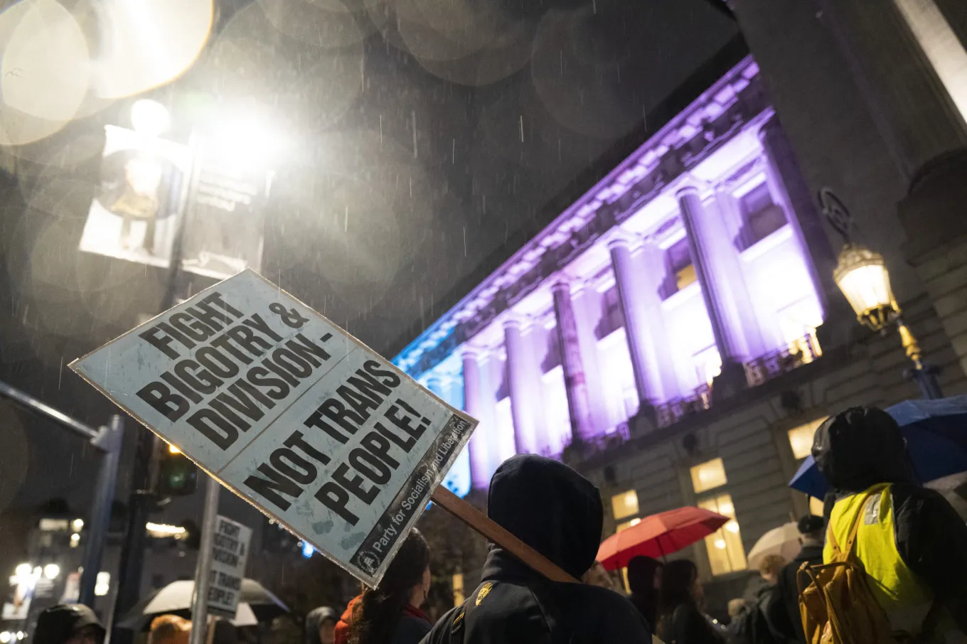 Map Shows States With Bathroom Bans - Newsweek