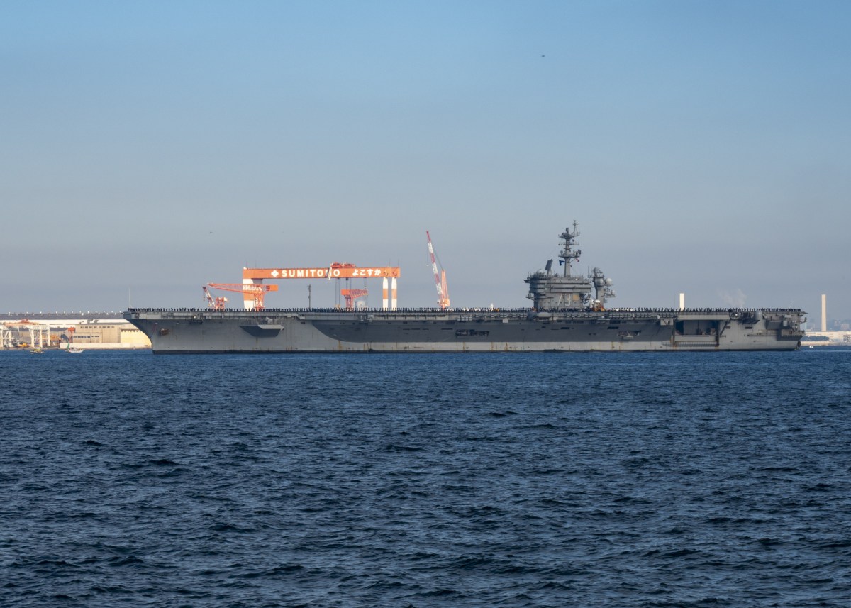 US Aircraft Carrier Returns to Allied Naval Base Near China Seas - Newsweek