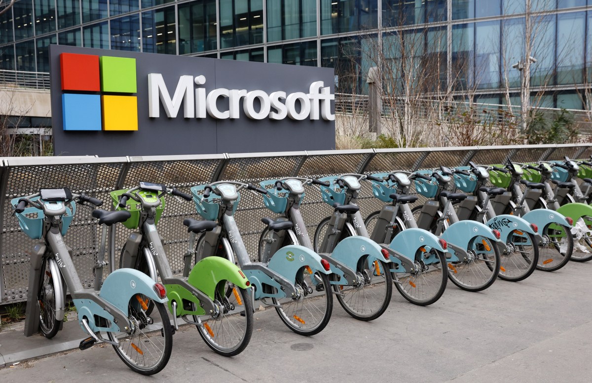 Is Microsoft Outlook Down? Where Outages Have Been Reported - Newsweek