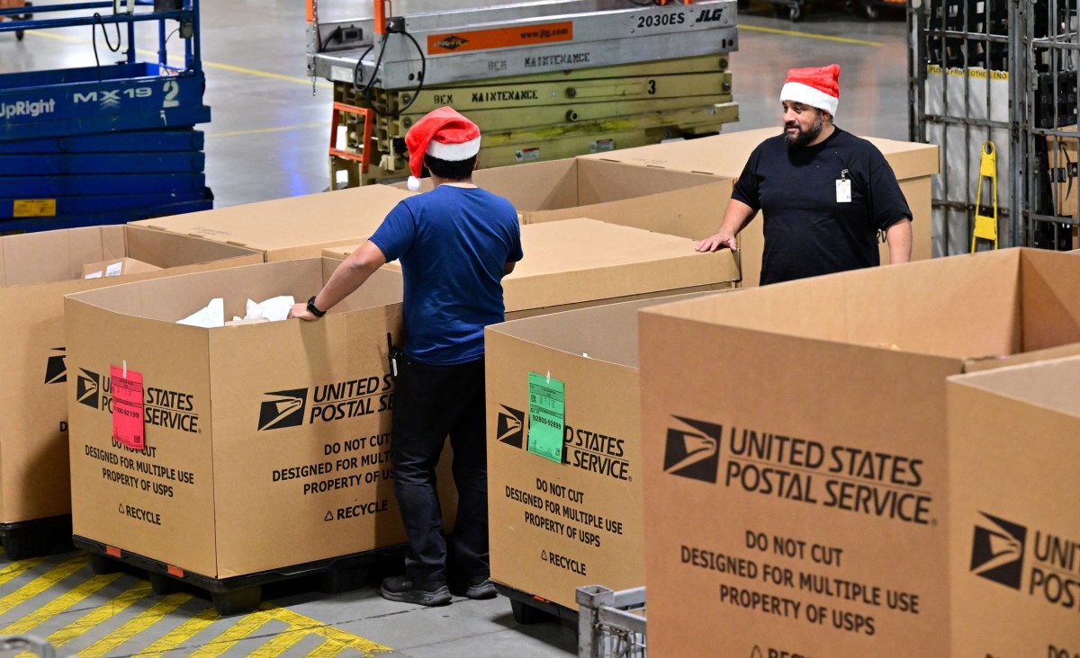USPS Shares Update Ahead of ‘Holiday Surge’ in Post - Newsweek