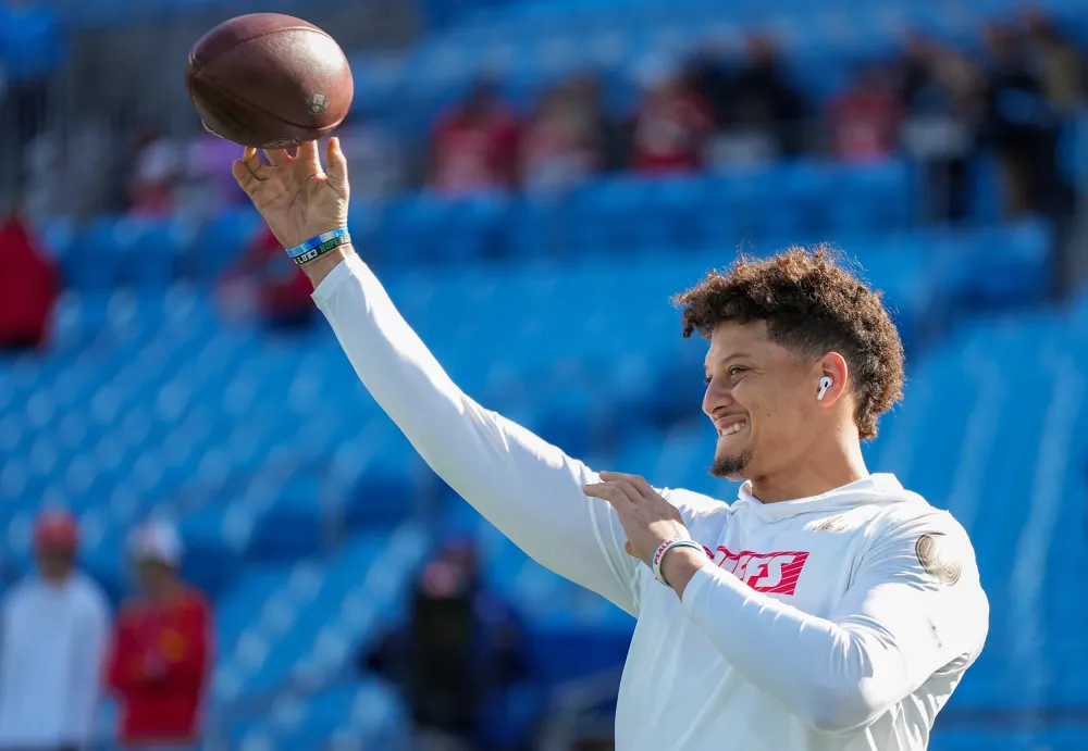 How Patrick Mahomes Gave Son Bronze A 'Legacy' For His 2nd Birthday ...