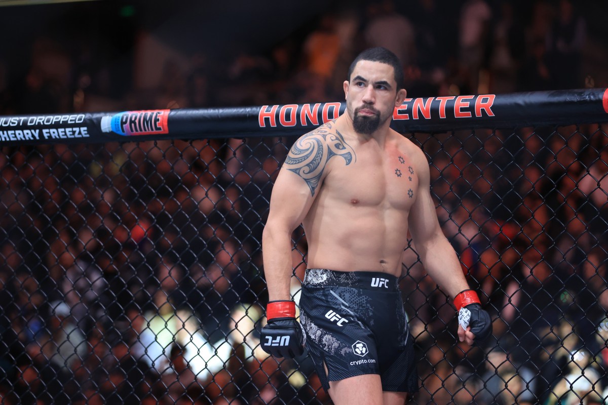 UFC Star Robert Whittaker Reveals Undiscovered 'Cyst' Following Teeth ...