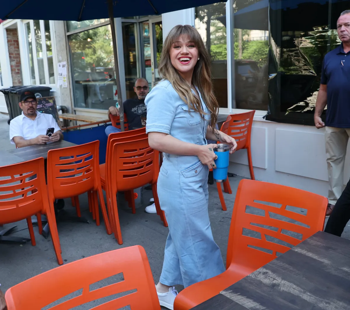 Kelly Clarkson Reveals Her Kids' Opinion On Dating Post Divorce - Newsweek