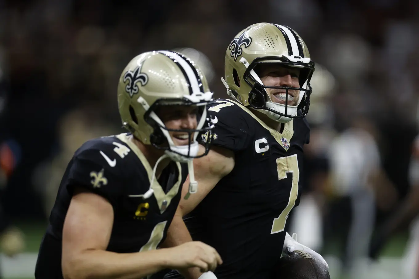 Saints' Taysom Hill Feared to Have Suffered Season-Ending Injury - Newsweek
