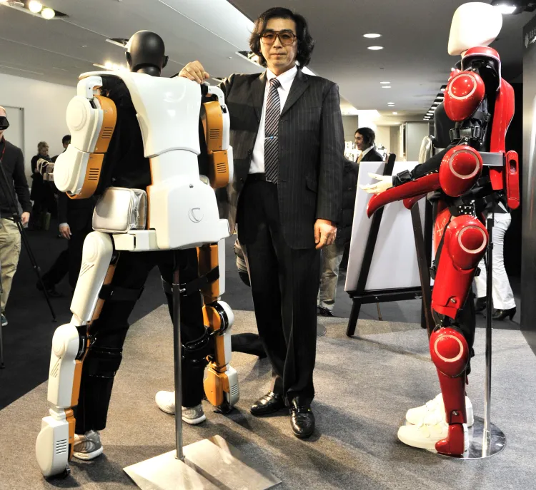 Injured Ukraine Soldiers Could Get Japanese Robot Suits - Newsweek