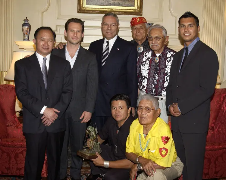 Final Navajo ‘Code Talker’ Chester Nez Dies in New Mexico: Report ...