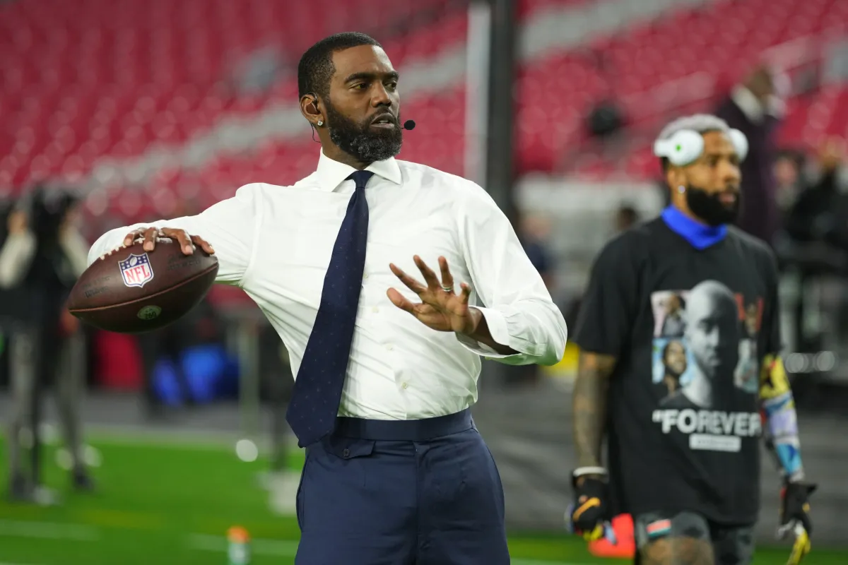 NFL Legend Randy Moss Stepping Away From ESPN to Deal With Undisclosed ...