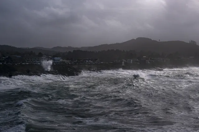 Back-to-Back Bomb Cyclones Could Hit US - Newsweek