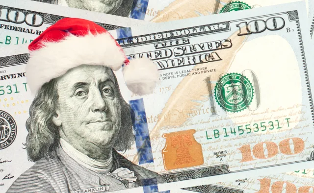 How to Save Money Over the Holidays, According to Personal Finance ...