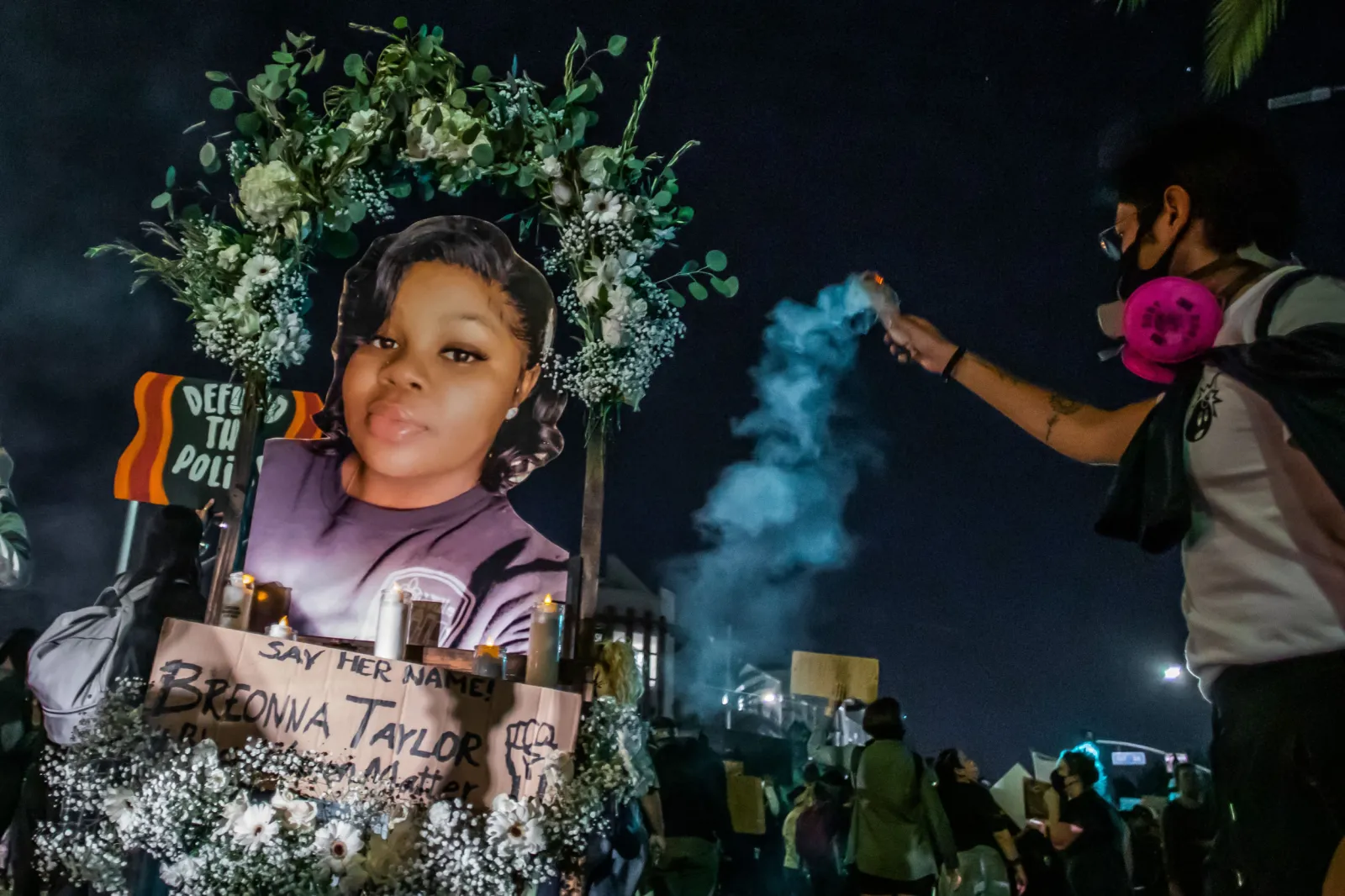 DOJ, City Agree to Police Reform Deal After Breonna Taylor Prompted ...