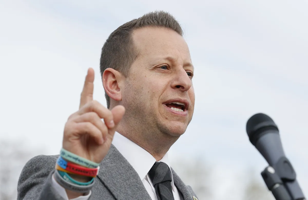 Who Is Jared Moskowitz? Democrat Who Might Lead FEMA for Trump - Newsweek