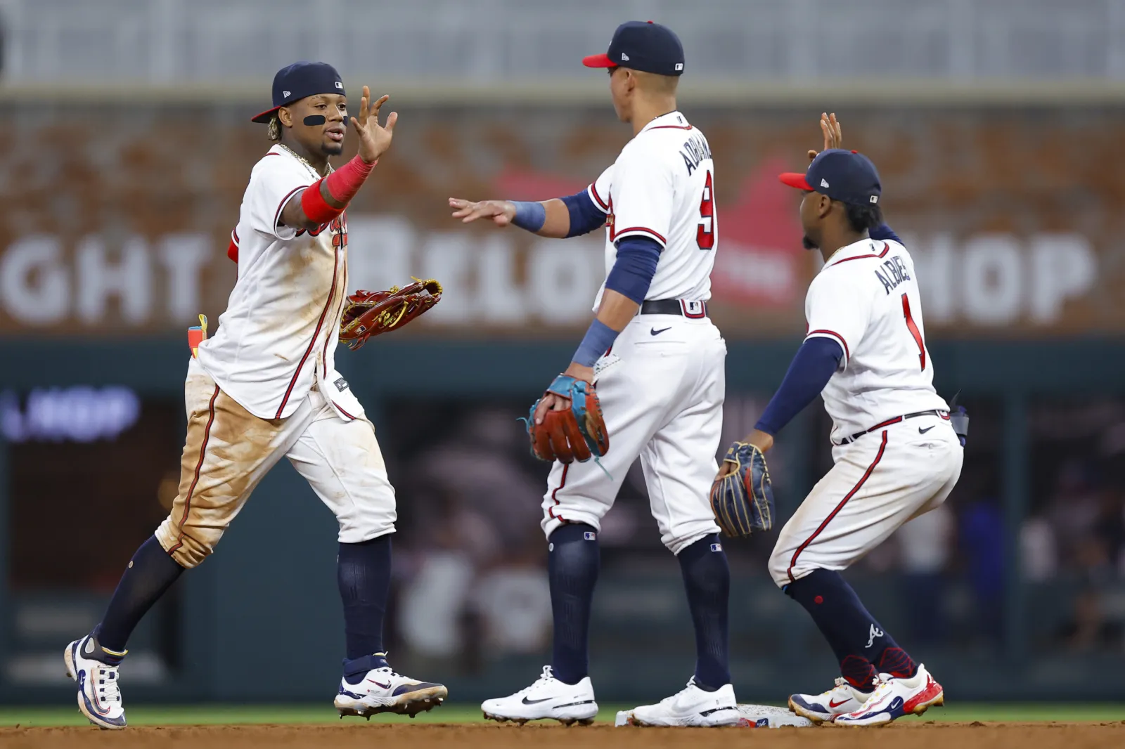 Braves, Giants World Series Champion Ehire Adrianza Announces ...