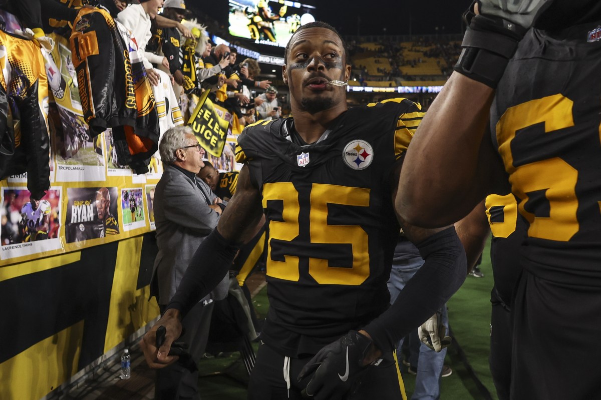 Steelers' DeShon Elliott to Miss Multiple Weeks Due to Significant ...