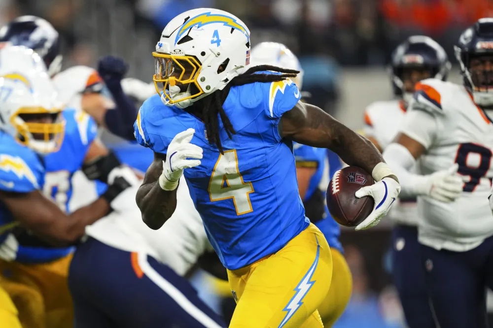 Chargers Rule Out Gus Edwards Well Ahead of Playoff Decider vs Patriots ...