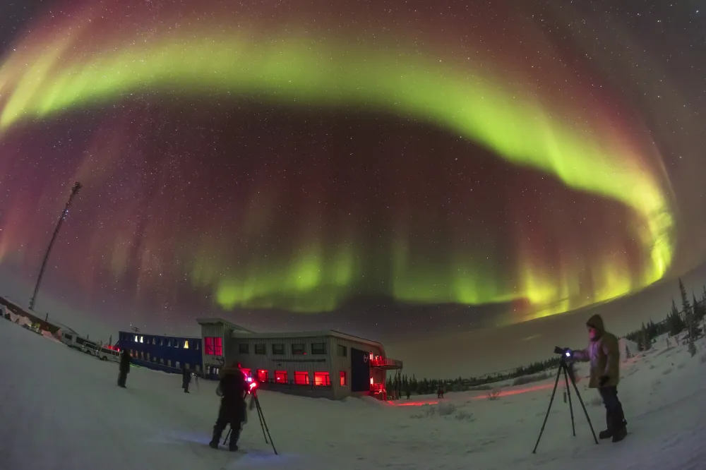 Map shows where to see Northern Lights tonight in 18 states - Newsweek