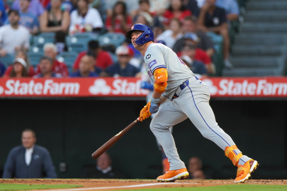 Shocking Darkhorse Angels Could Enter $152 Million Pete Alonso ...