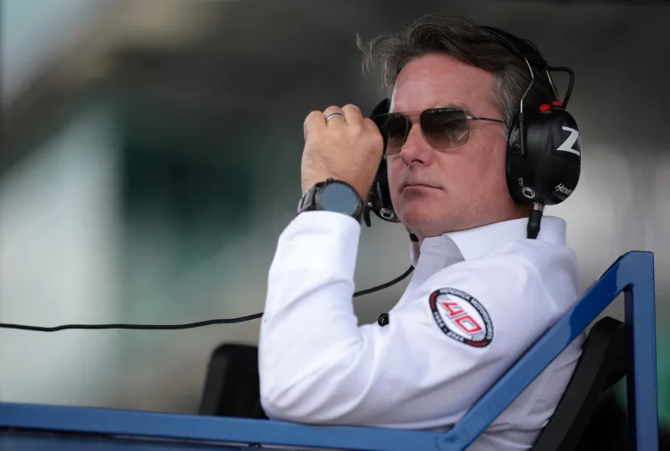 NASCAR Legend Jeff Gordon Announces Return to 'Super Bowl of Midget ...