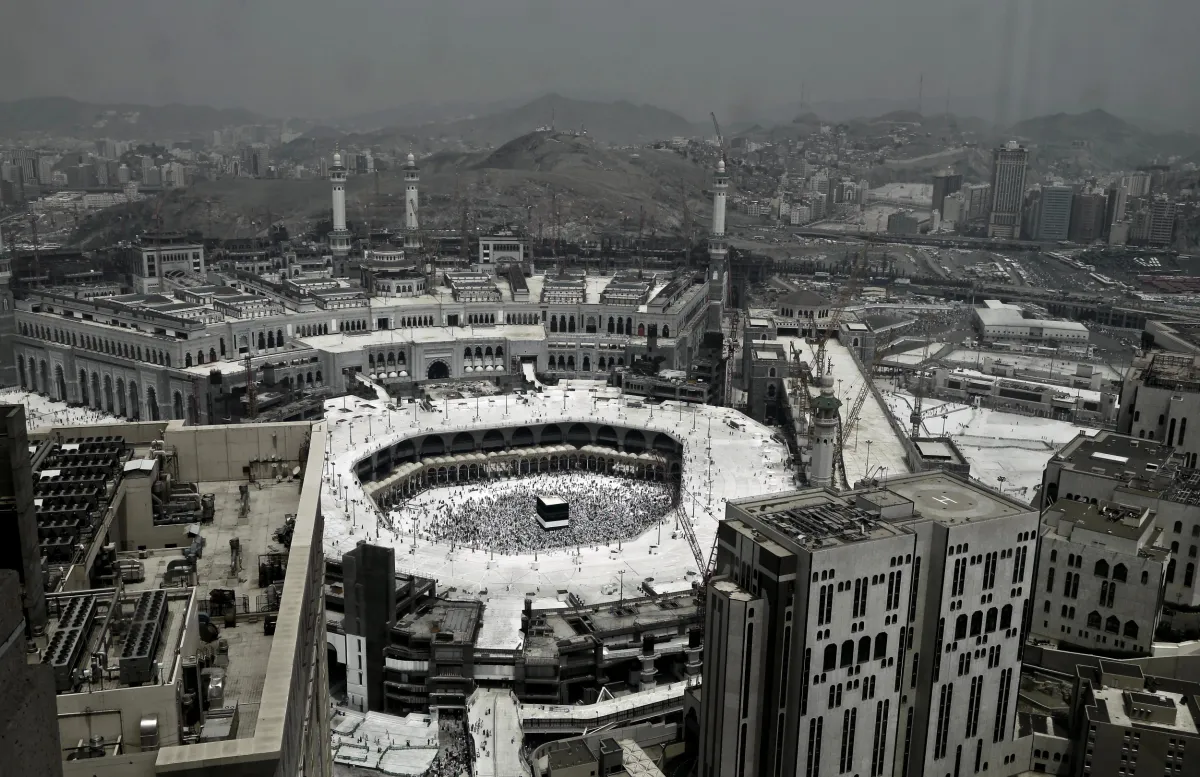 Saudi Videos Show Flooded Mecca - Newsweek