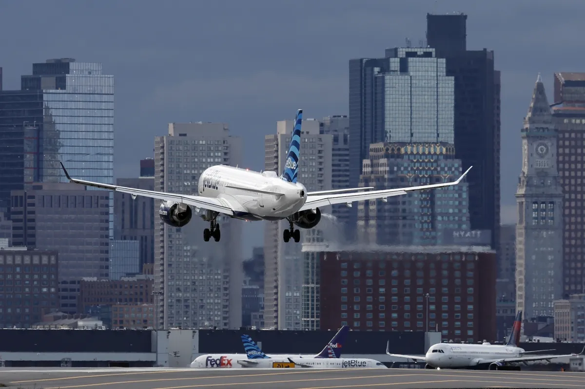 JetBlue Passenger Arrested for Allegedly Opening Door During Takeoff ...