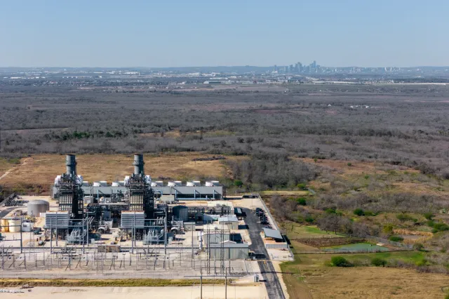 Texas Energy Grid to Be Tested by Demand Boom, Winter Weather—Expert ...