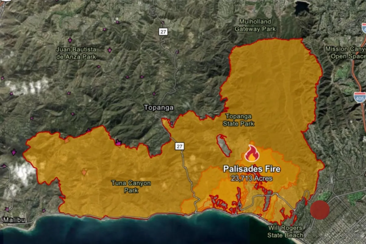 Map Shows LeBron James’ Home Surrounded by Los Angeles Fires - Newsweek