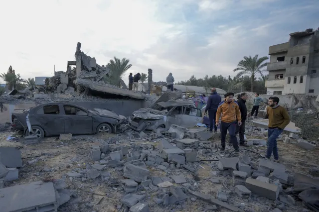Palestinian PM Mustafa Insists Any Plan To Separate Gaza Will Be ...