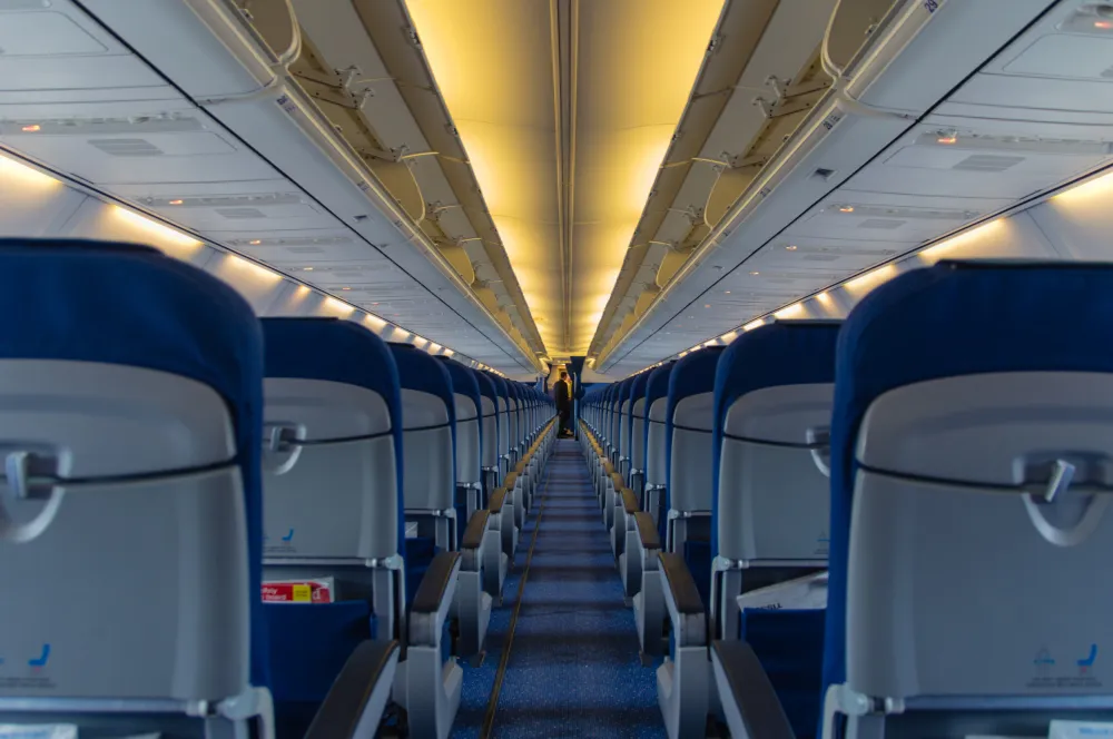 Plane Passenger Upgraded to First Class Stunned by Seatmate’s Behavior ...