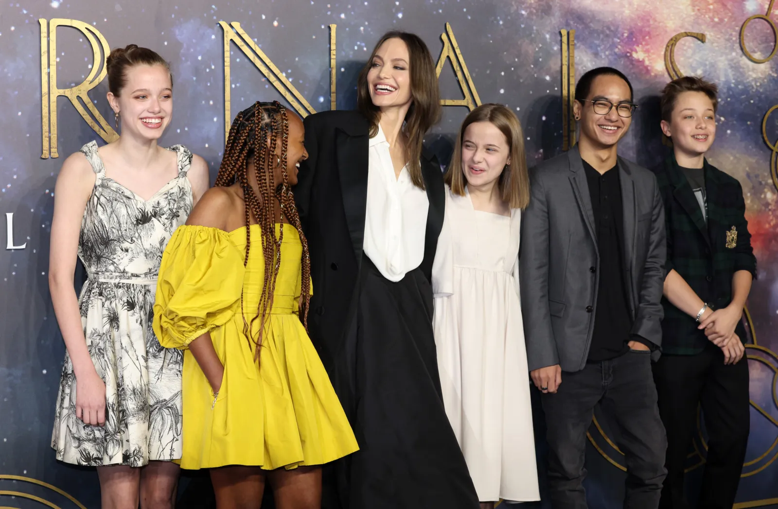 Angelina Jolie's Son Knox, 16, Is Taller Than His Mom in Rare Photo ...